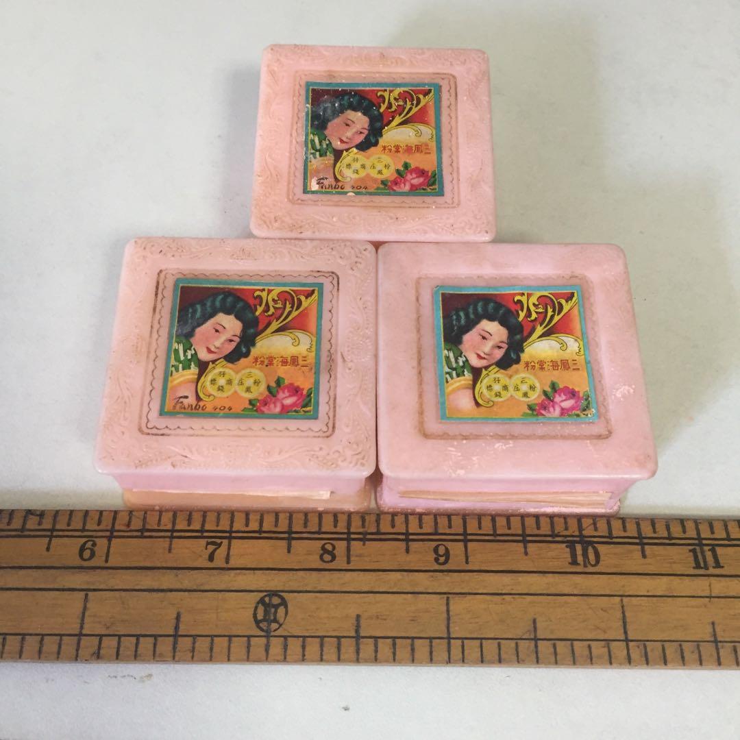 Vintage Pink Face Powder, Women's Fashion, Jewelry & Organisers ...