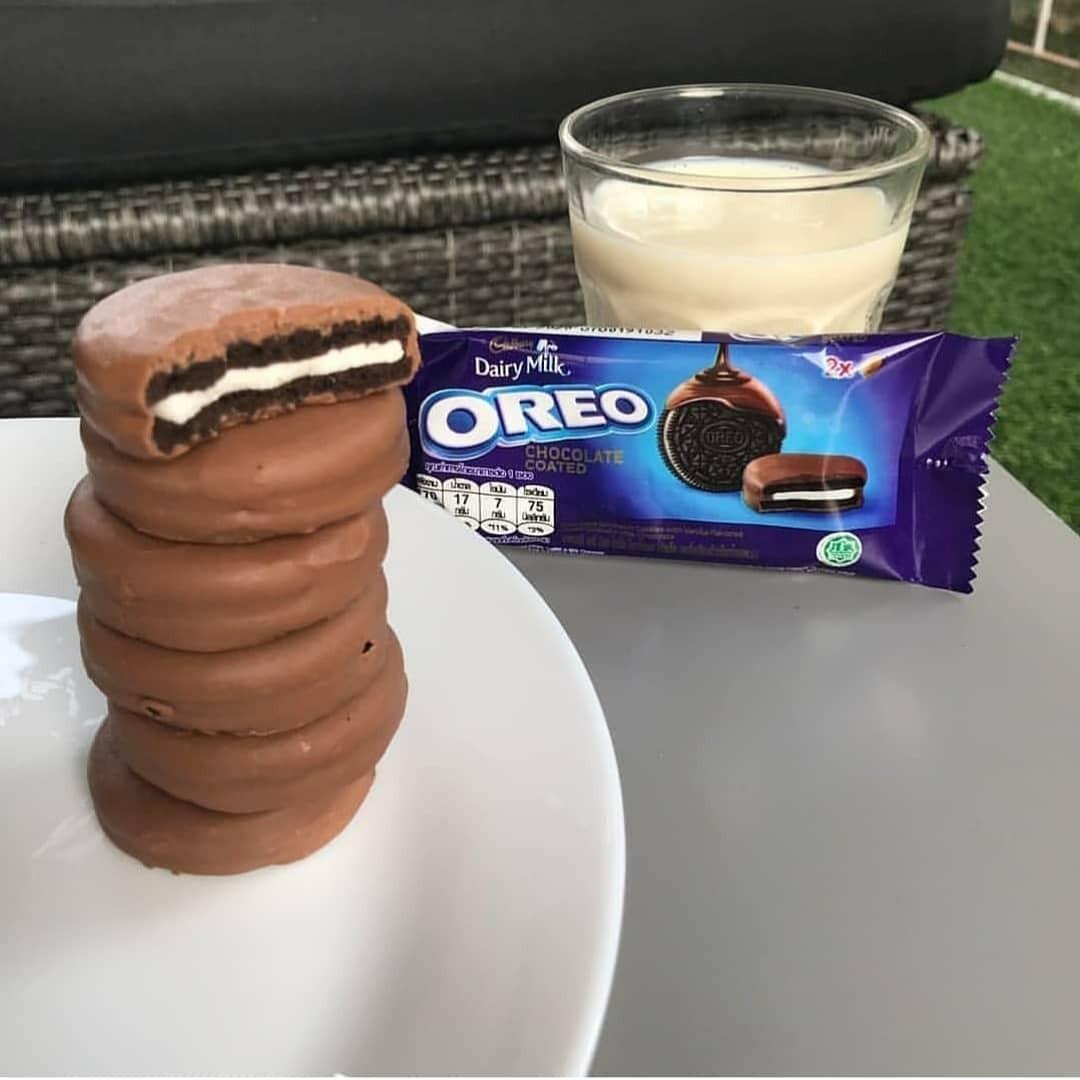 Cadbury oreo coated original, Makanan & Minuman, Snek di Carousell Cadbury oreo coated original, Makanan & Minuman, Snek di Carousell