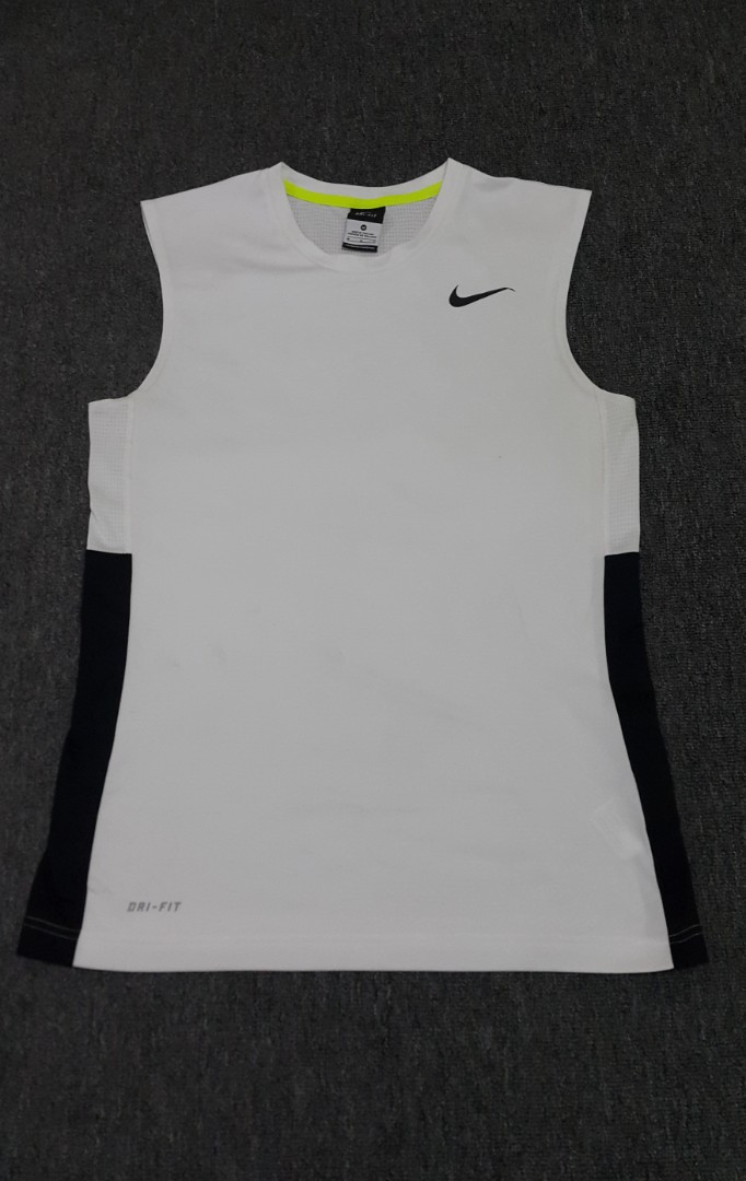 Nike Dri Fit Sando, Men's Fashion, Activewear on Carousell