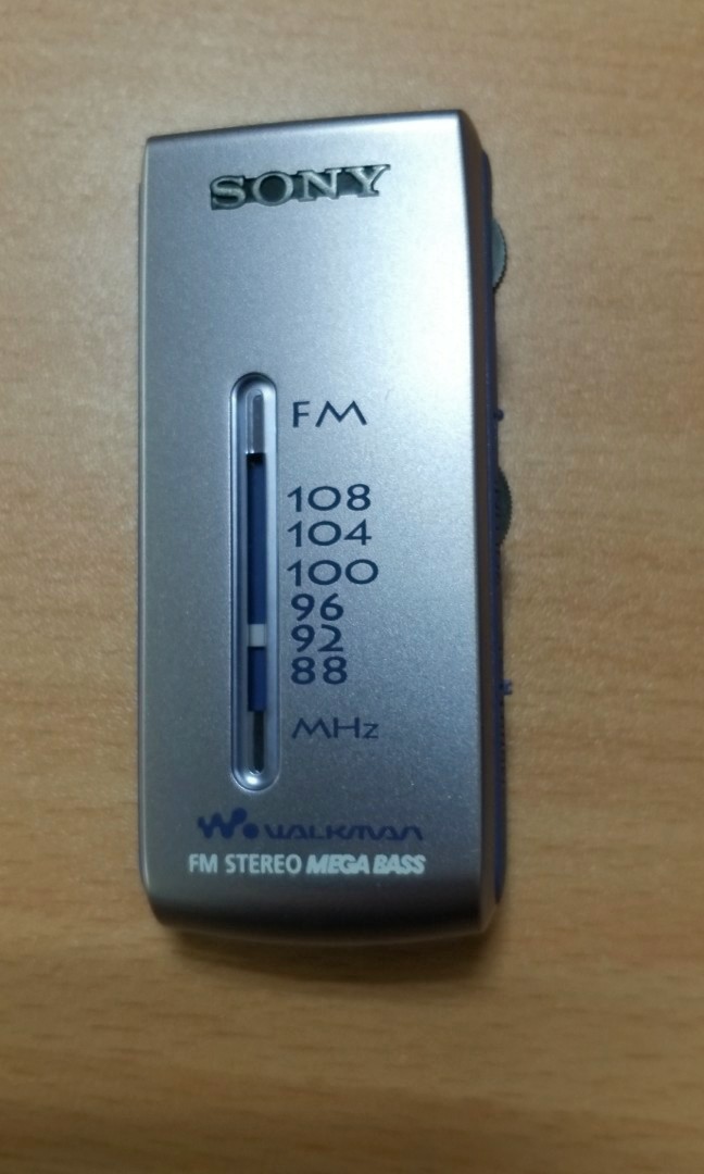 Sony Compact Radio Walkman, Audio, Portable Music Players on Carousell