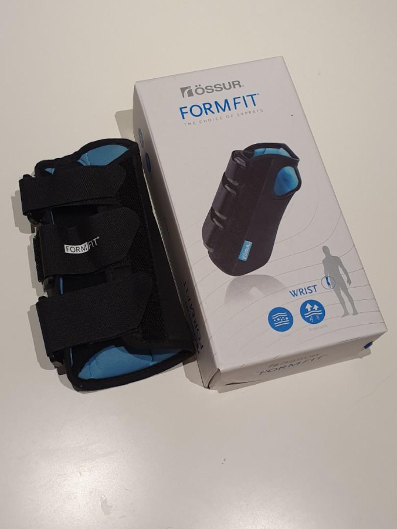 Össur Formfit® Wrist & Forearm guard cast, Everything Else on Carousell