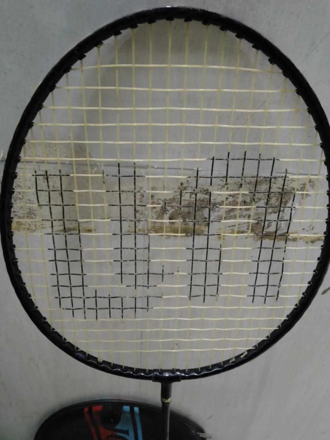 Yasaki badminton racket 60% new, 運動產品, 運動與體育, 運動與體育 - 球拍和球類運動 - Carousell