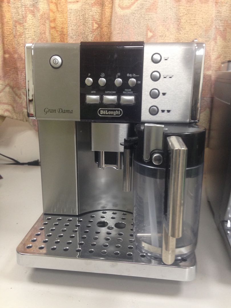 咖啡機 全自動咖啡機 義式咖啡機 Delonghi ESAM6500, 電視及其他電器 , 廚房用品, 咖啡機及咖啡壺在旋轉拍賣