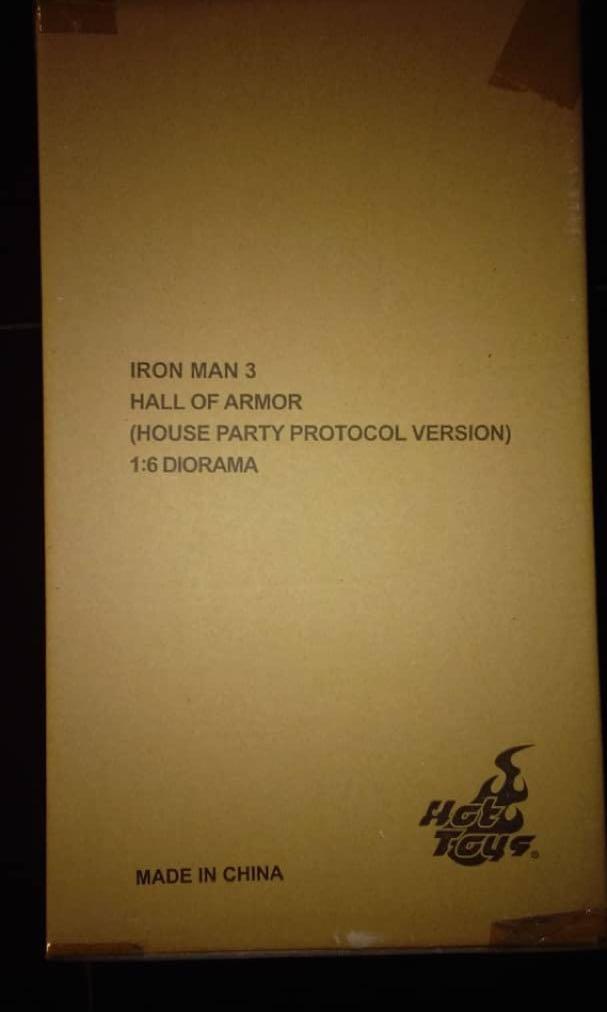 Hot Toys Iron Man 3 Diorama Series Hall Of Armor House Party Protocol ...