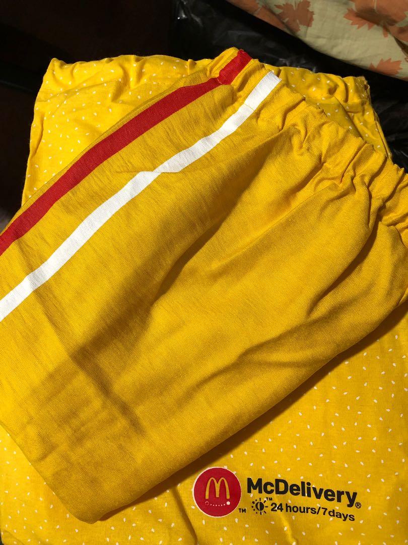 McD SG Limited Edition McDelivery Pyjamas , Men's Fashion, Coats ...