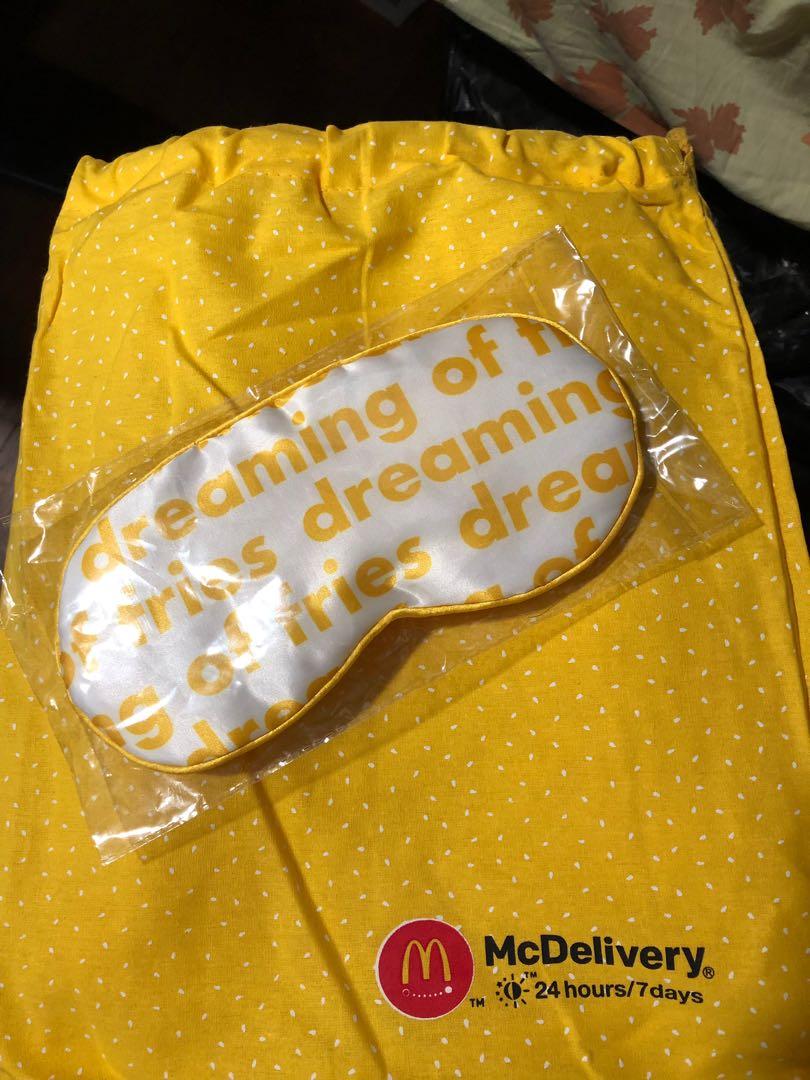 McD SG Limited Edition McDelivery Pyjamas , Men's Fashion, Coats ...