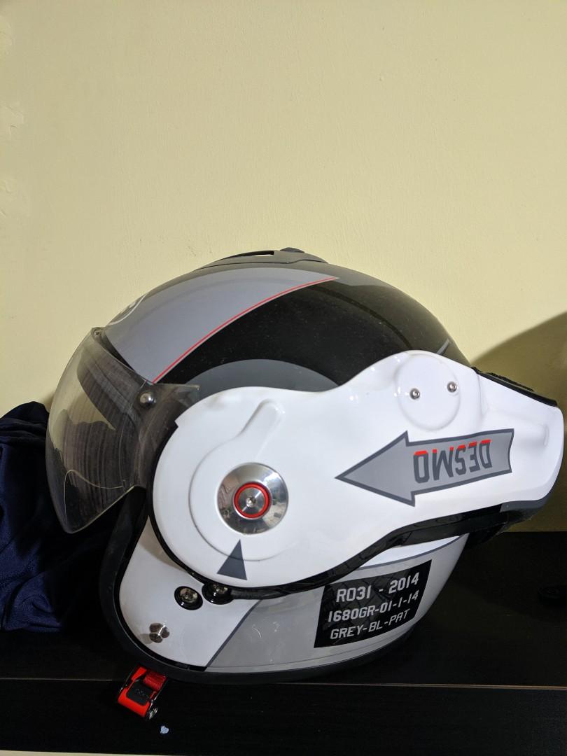 ROOF DESMO Helmet, Motorcycles, Motorcycle Apparel on Carousell