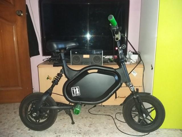 Am scooter, Sports Equipment, PMDs, E-Scooters & E-Bikes, E-Scooters ...