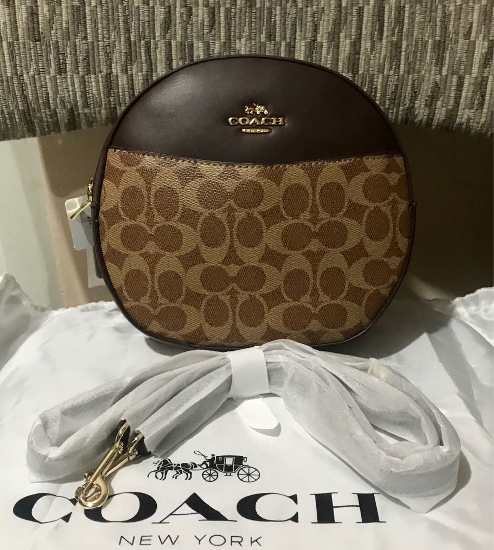 Coach Round Sling Bag, Women's Fashion, Bags & Wallets, Cross-body Bags ...