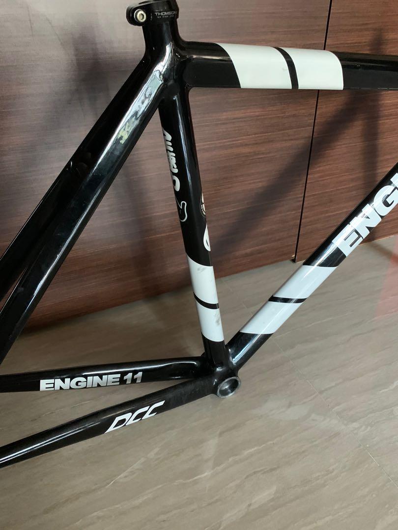Engine 11 Sprinter Frameset, Sports Equipment, Bicycles & Parts ...