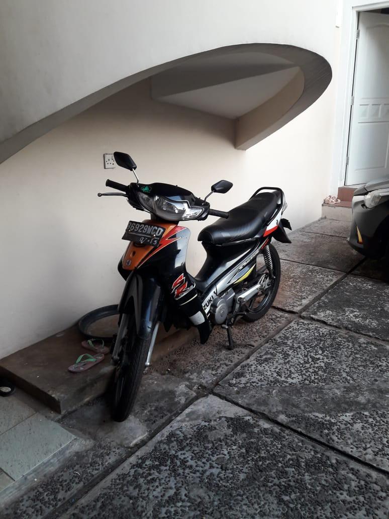 Jual Suzuki smash SR surat lengkap mesin gres ori, Motor di Carousell