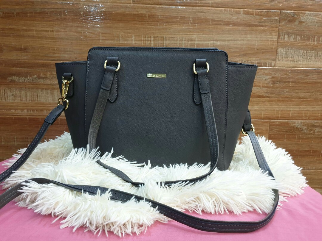 ELSA VERONI BAG, Women's Fashion, Bags & Wallets, Beach Bags on Carousell