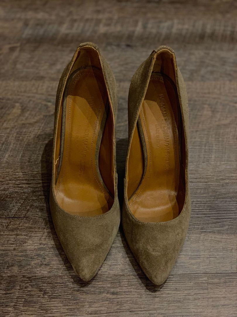 COMMON PROJECTS COURT HEELS, Women's Fashion, Footwear, Heels on Carousell