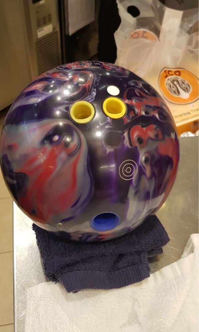 Ebonite turbo, Sports Equipment, Sports & Games, Billiards & Bowling on ...