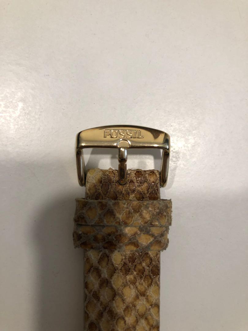 Fossil Leather Watch, Women's Fashion, Watches & Accessories, Watches ...