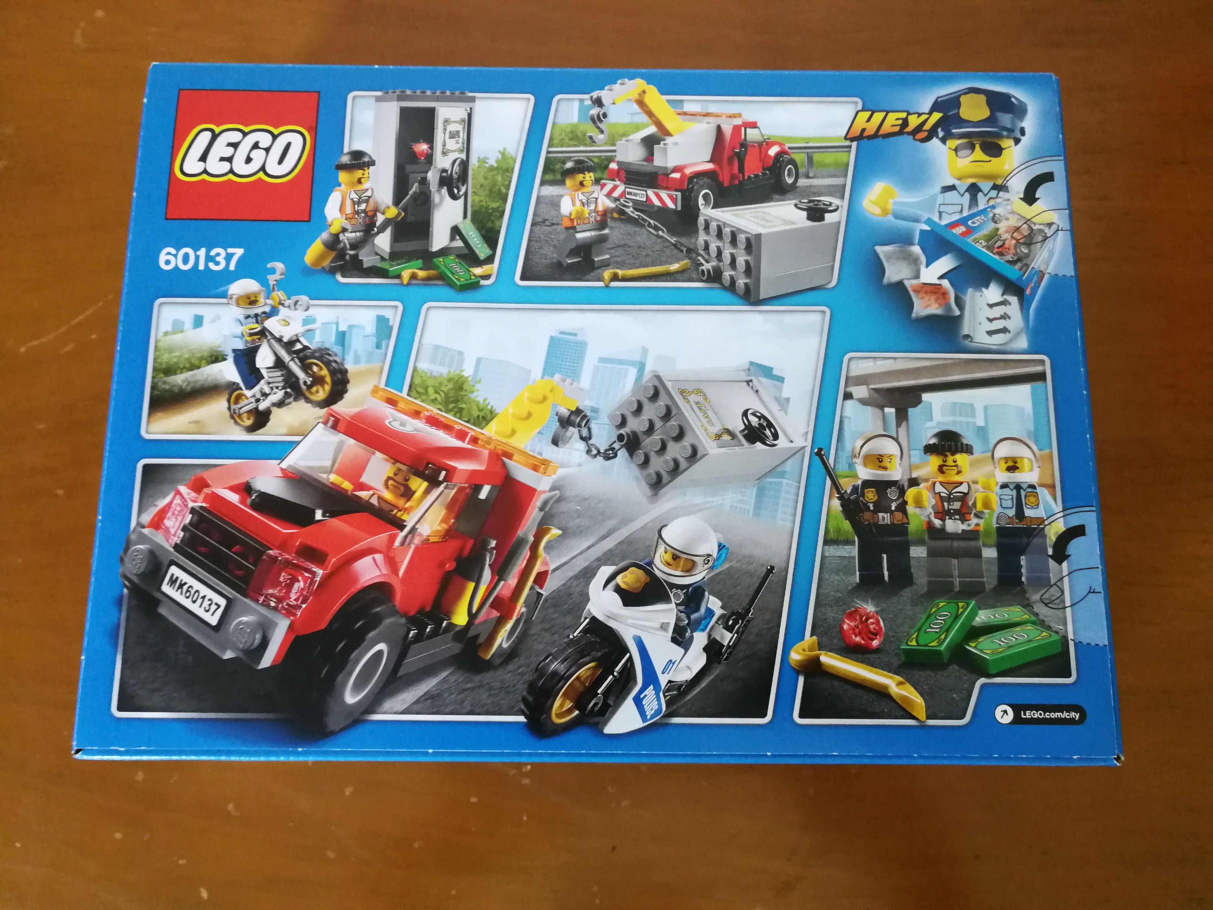 LEGO City 60143 Auto Transport Heist, Hobbies & Toys, Toys & Games on ...