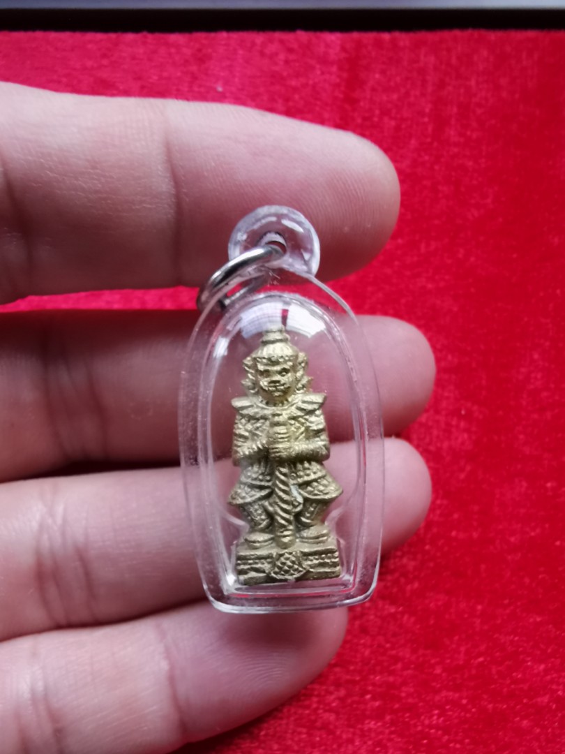 Lp Prom Taoweesuwan 2553, Hobbies & Toys, Memorabilia & Collectibles ...