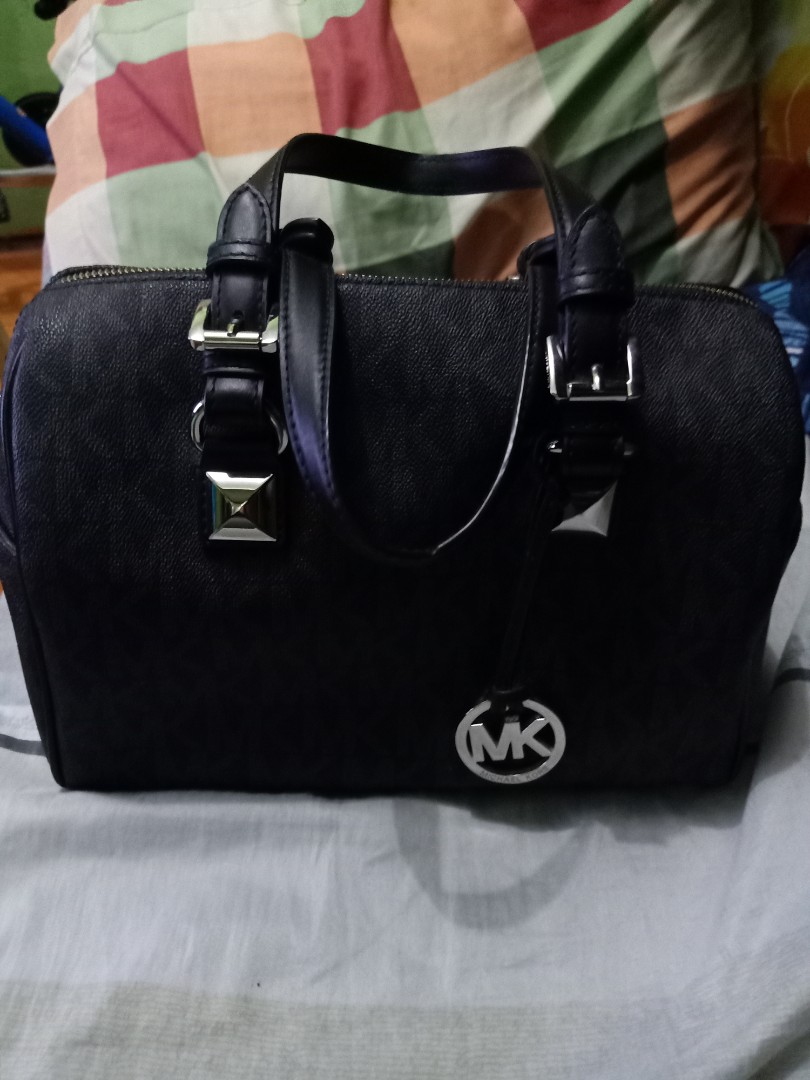 MK original, Women's Fashion, Bags & Wallets, Purses & Pouches on Carousell