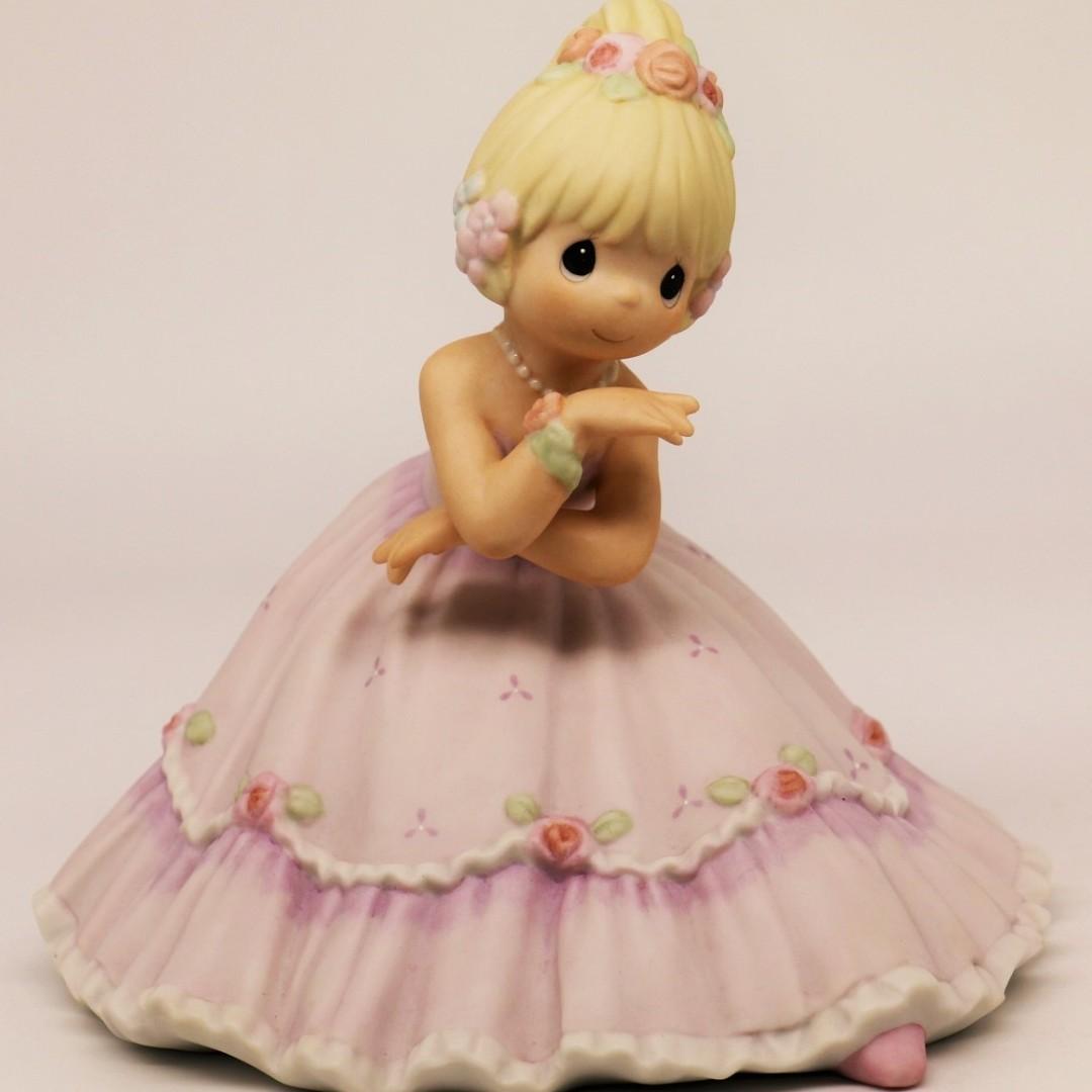 Precious Moments MARVELOUS GRACE 325503 Limited Edition - Beautiful ...