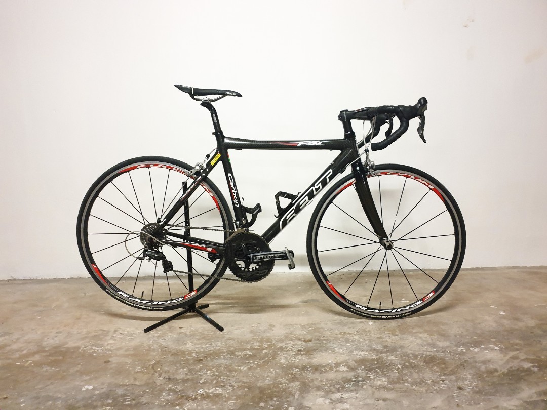 felt road bike, Sports Equipment, Bicycles & Parts, Bicycles on Carousell