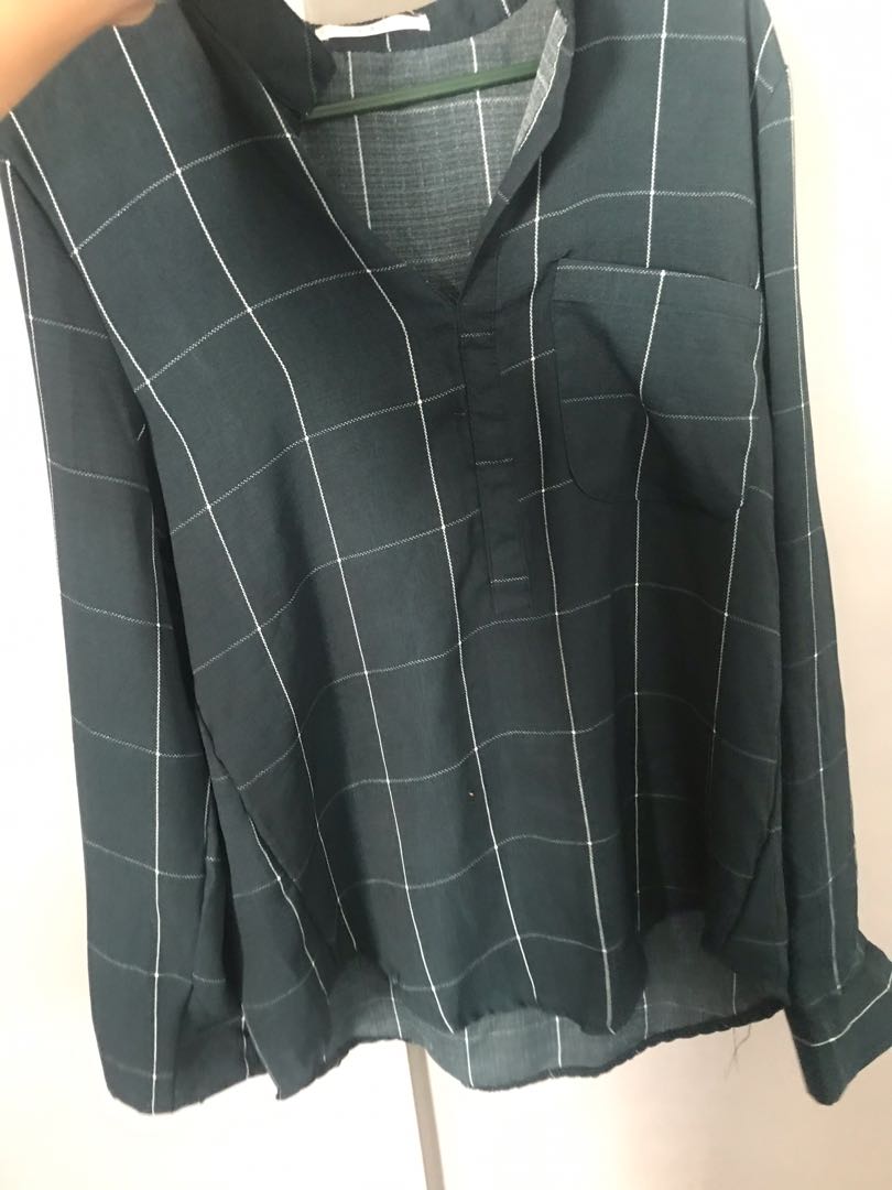Green TOP (formal), Women's Fashion, Clothes, Tops on Carousell