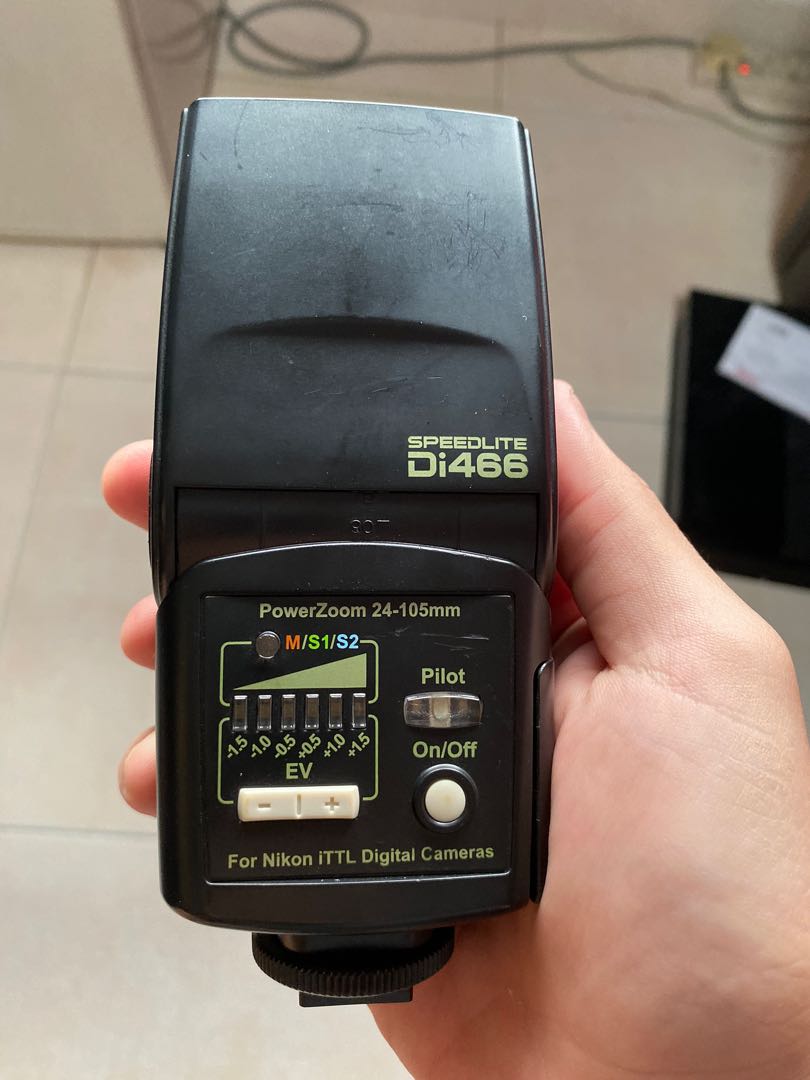 Nissin Di466 Speedlight, Photography, Cameras on Carousell