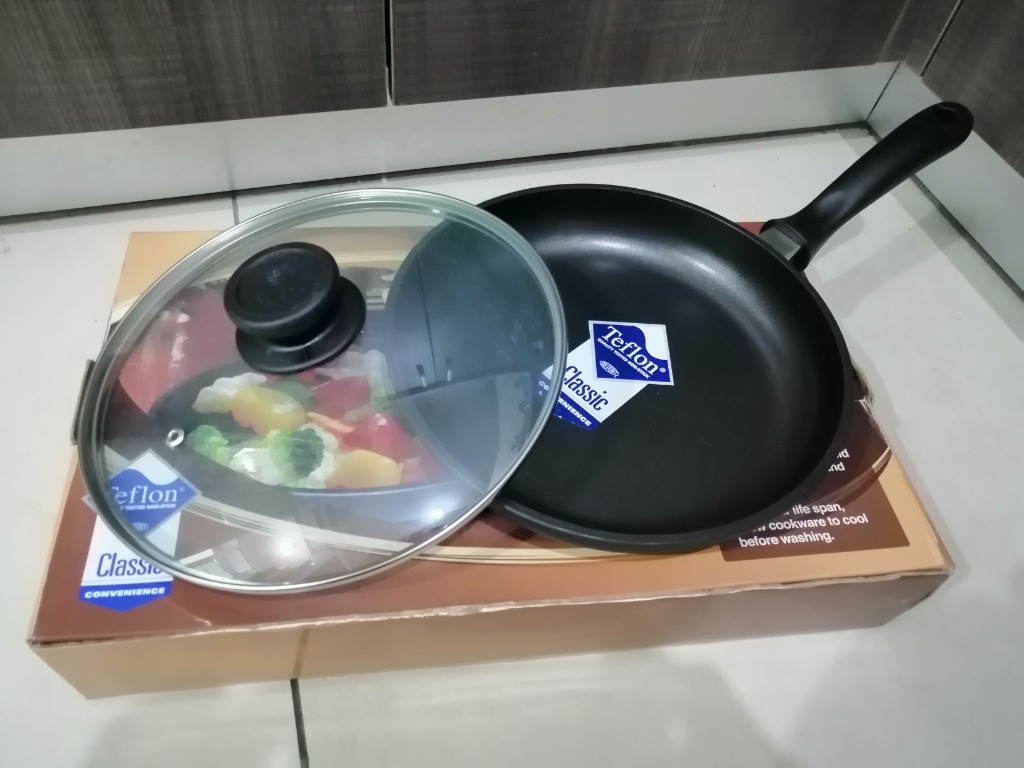 Teflon Non-Stick Fry Pan 24cm with Glass Lid, Furniture & Home Living ...
