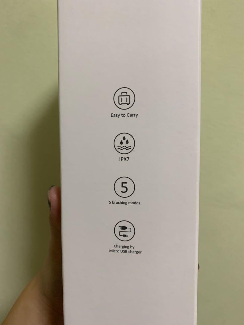 Miniso Sonic Electronic Toothbrush, Beauty & Personal Care, Oral Care ...