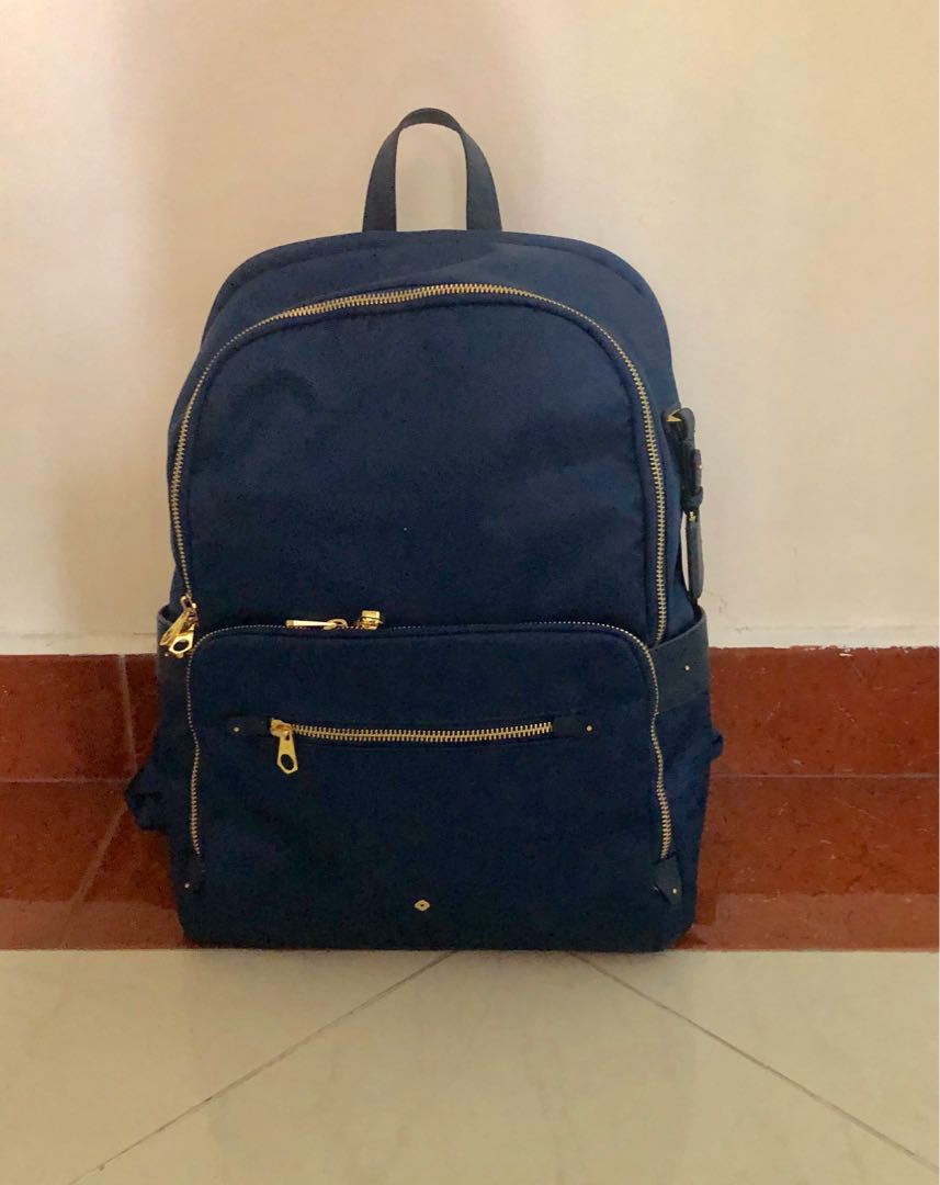 Samsonite blue backpack, Women's Fashion, Bags & Wallets, Backpacks on ...