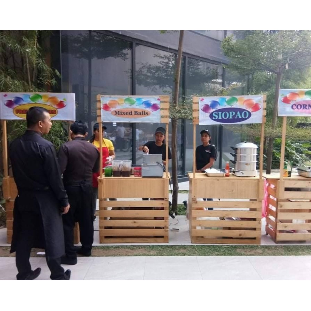 CORPORATE EVENTS and PARTIES - Food Carts, Game booths, Balloon Decors ...