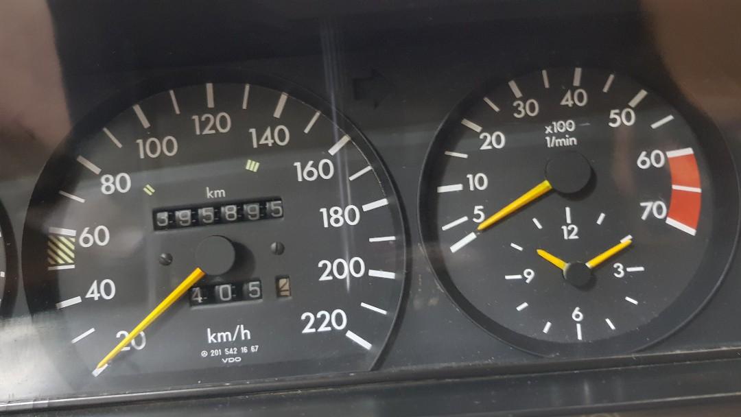 Mercedes 190e w201 speedometer, Auto Accessories on Carousell