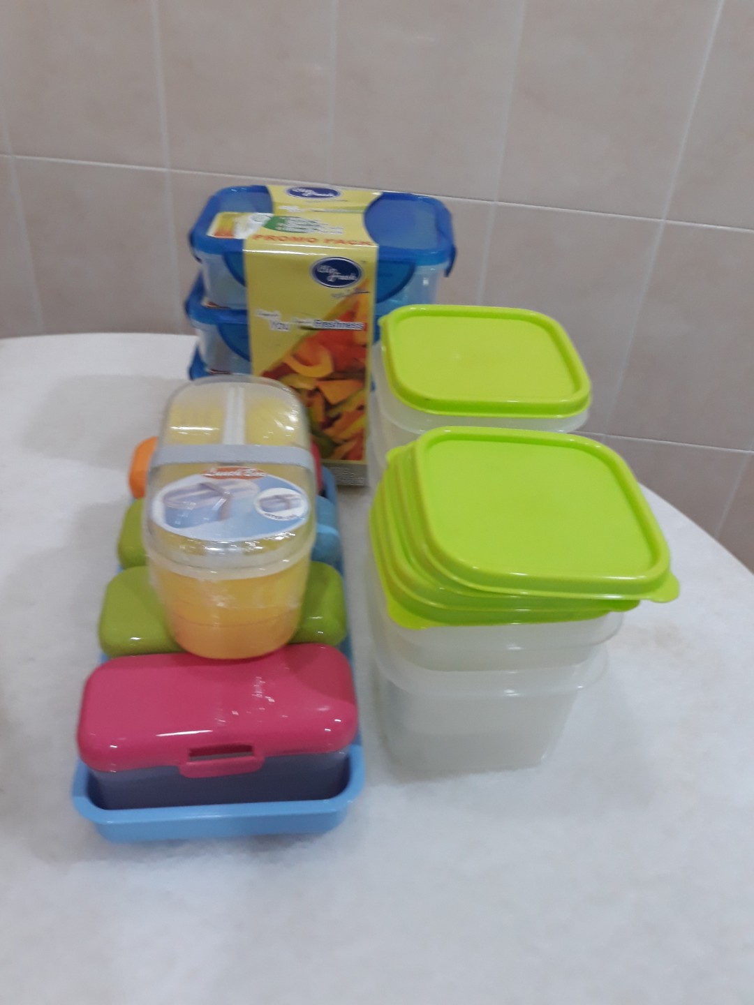 Misc Plastic Containers, Furniture & Home Living, Kitchenware ...