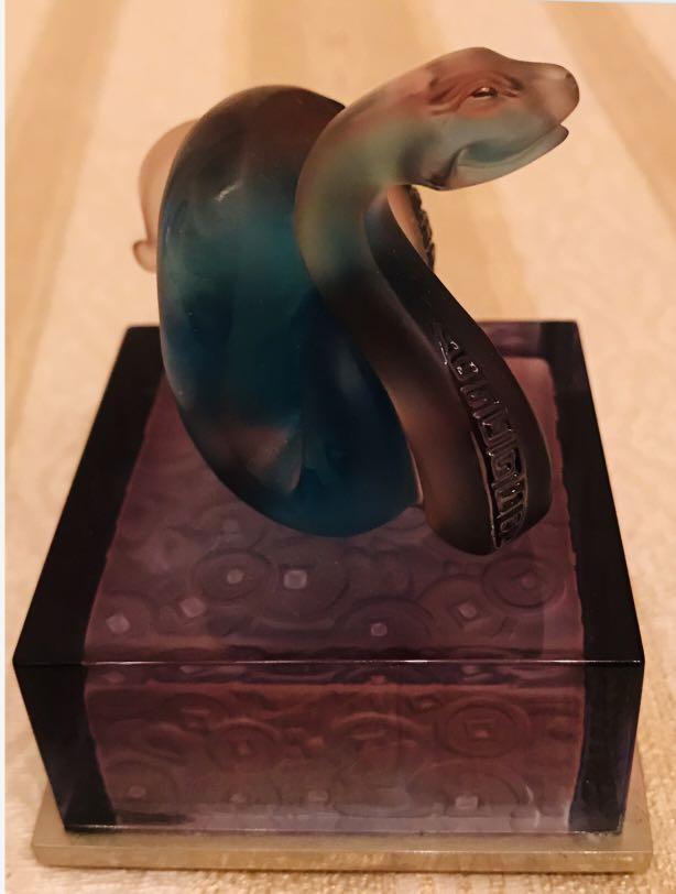 Nobility Fengshui Liuli Crystal Zodiac Snake Sculpture, Furniture ...