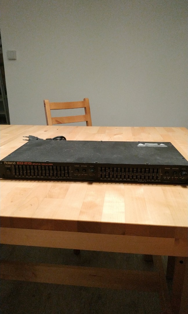 Roland EQ-215 Graphic Equalizer, Audio, Other Audio Equipment on Carousell