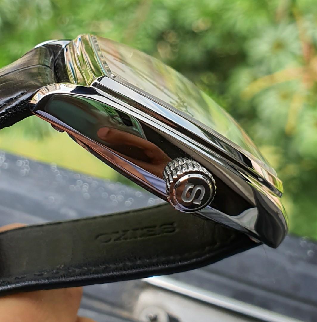 Seiko Presage Enamel Tonneau Automatic, Luxury, Watches on Carousell