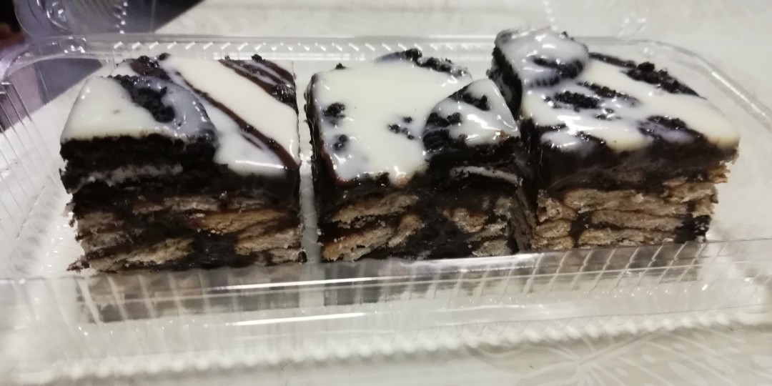 Kek batik oreo melting viral, Food & Drinks, Homemade Bakes on Carousell