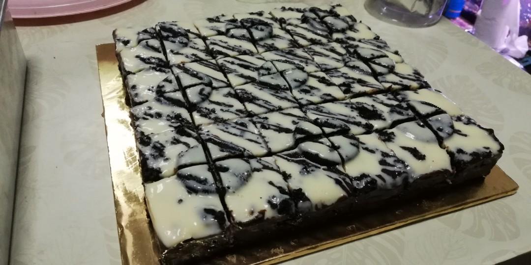 Kek batik oreo melting viral, Food & Drinks, Homemade Bakes on Carousell