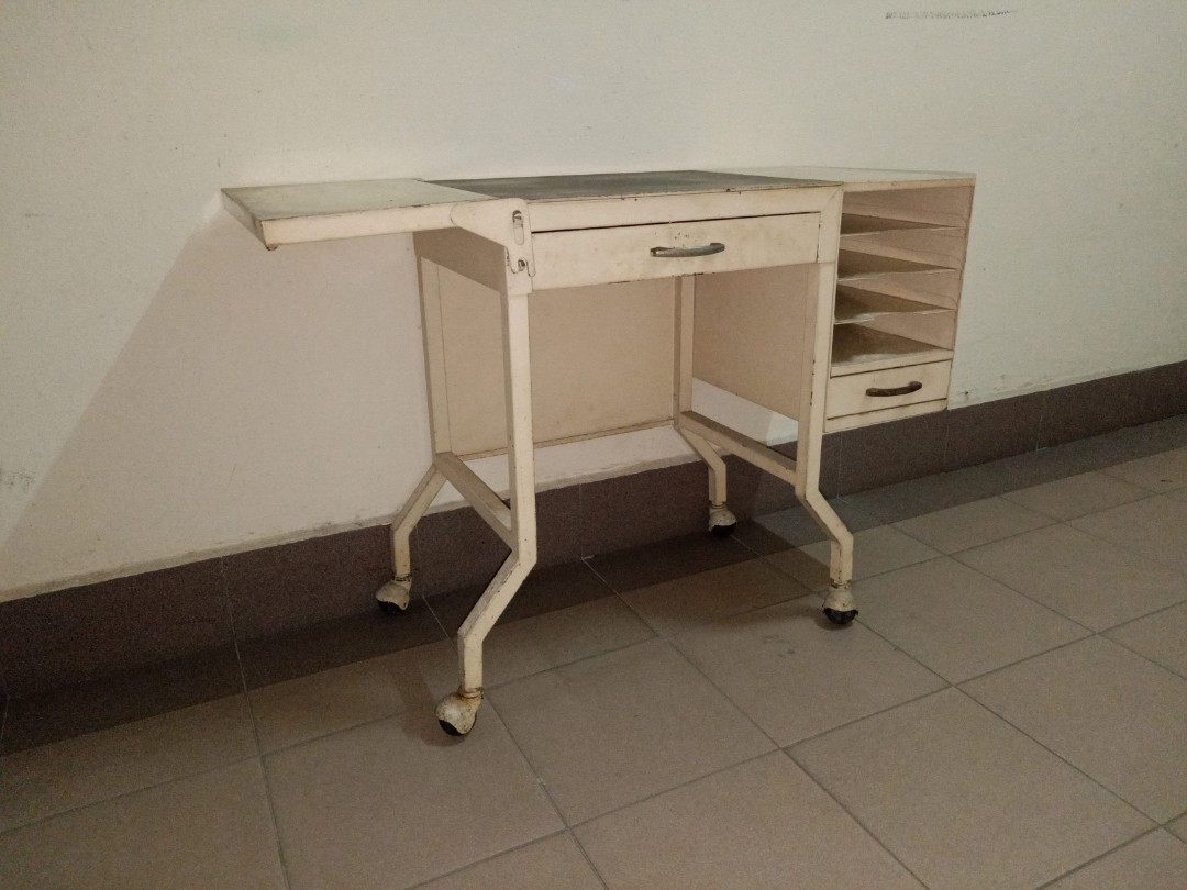 Vintage cream distressed typist typing table, Hobbies & Toys ...