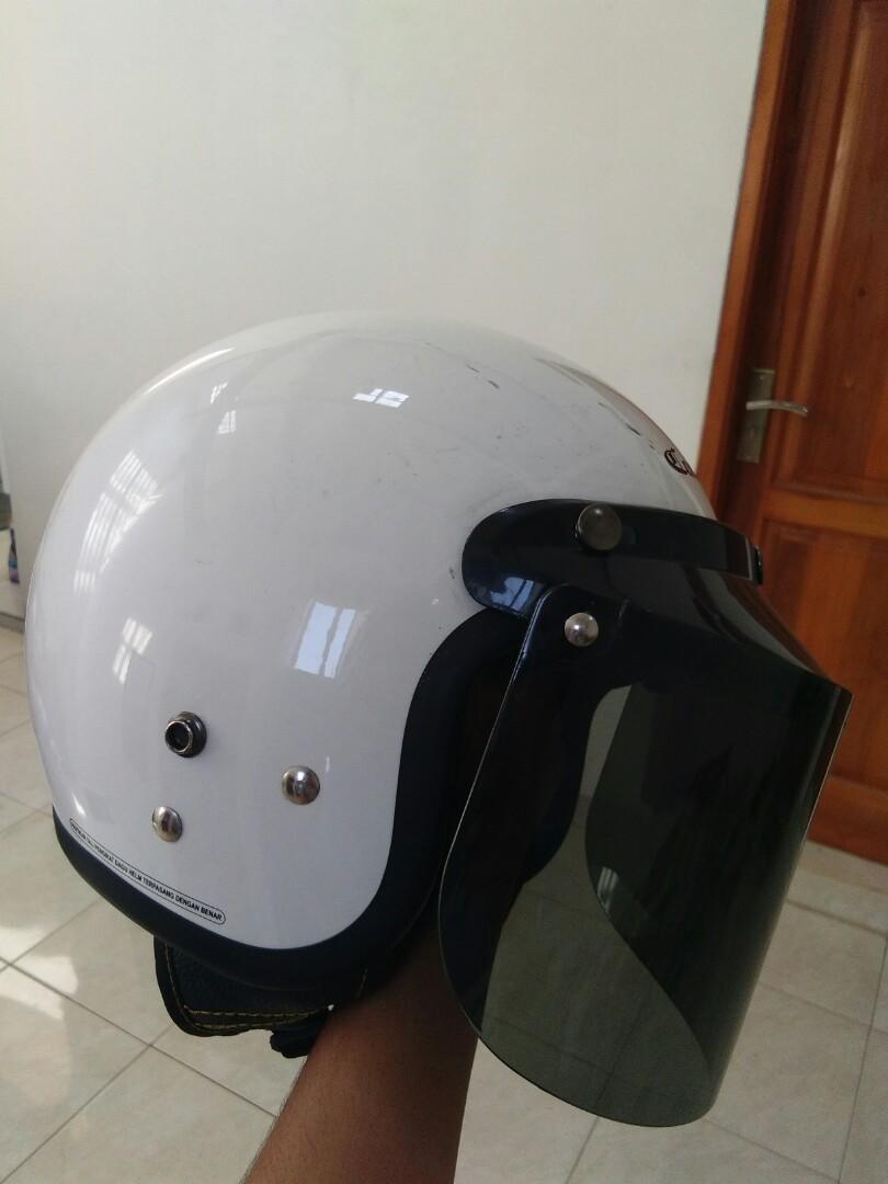 Helm Cargloss Putih White Bogo bukan JPN, Motor di Carousell