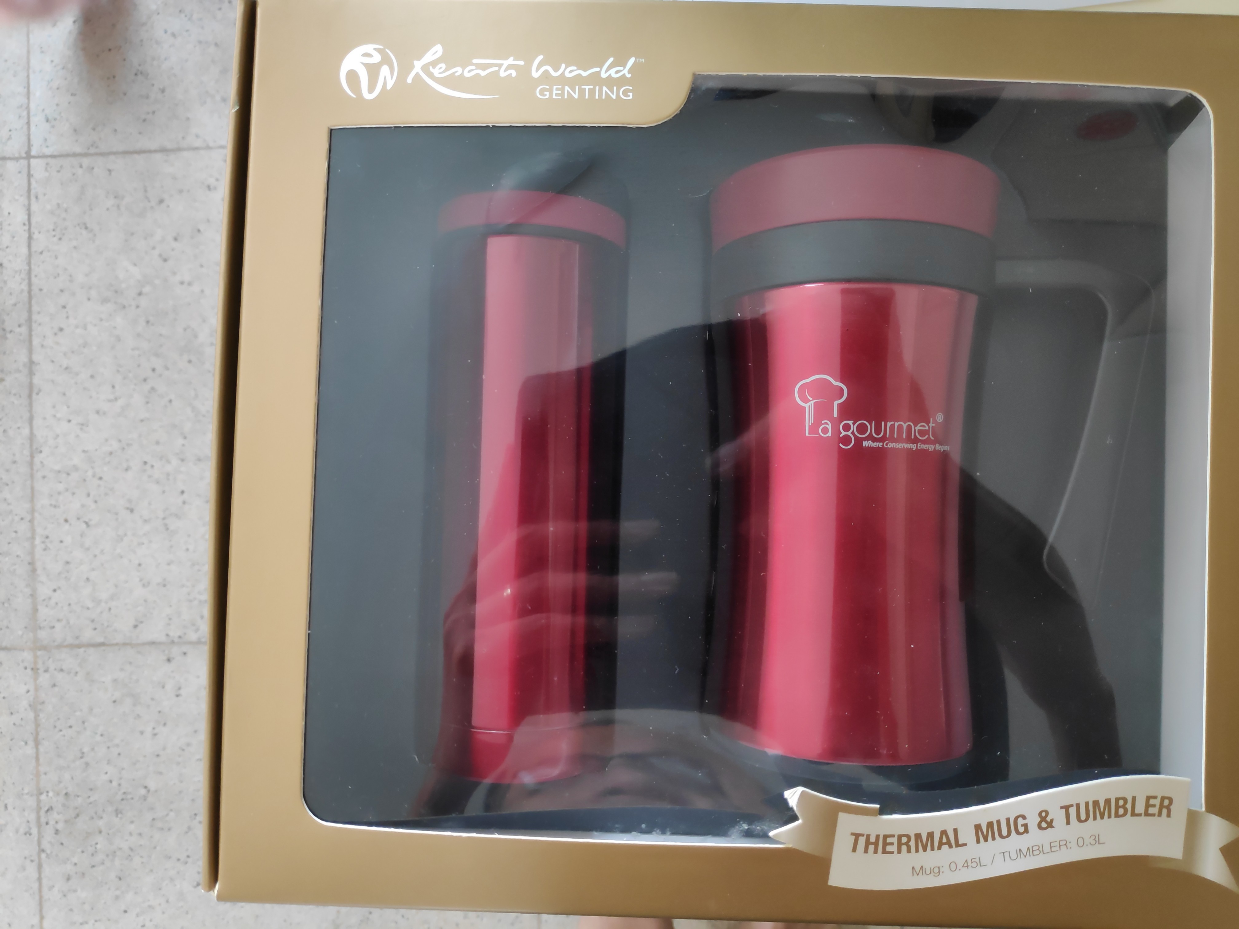 La Gourmet Set of Flask & Mug, Furniture & Home Living, Kitchenware ...