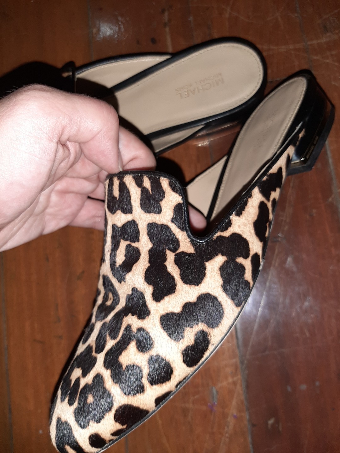MK Mules, Women's Fashion, Footwear, Flats & Sandals on Carousell