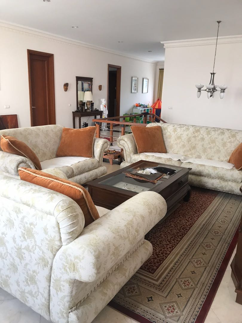 1 set sofa and coffe table, Perabotan Rumah di Carousell