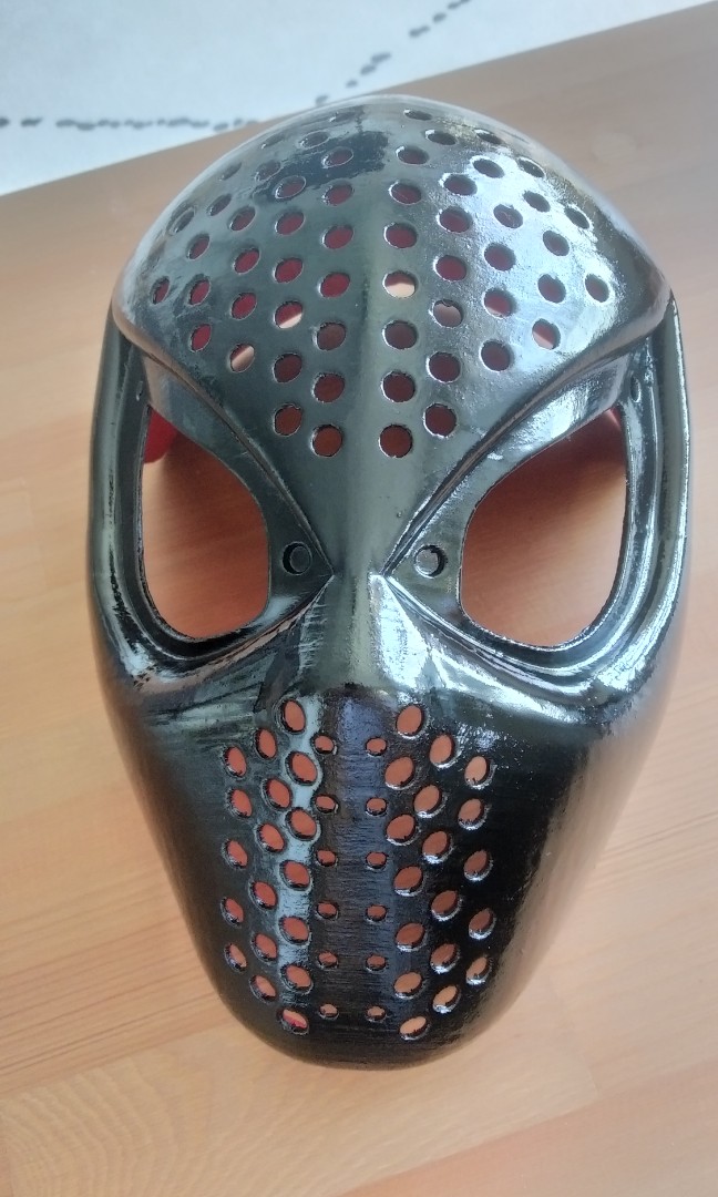 Custom-sized Spider-Man faceshell, Everything Else on Carousell