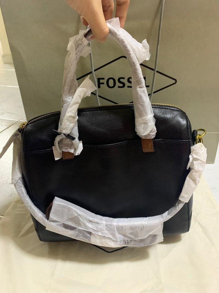 Fossil Rachel Sachet - Black leather, Women's Fashion, Bags & Wallets ...