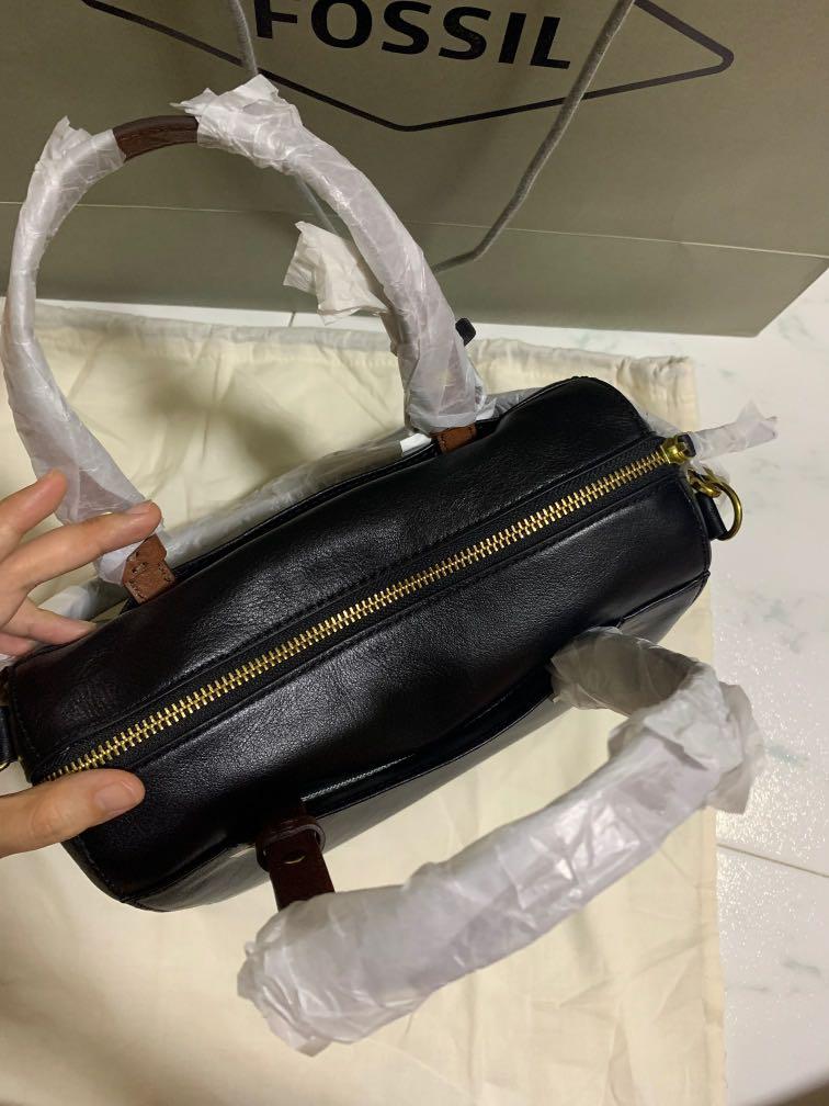 Fossil Rachel Sachet - Black leather, Women's Fashion, Bags & Wallets ...