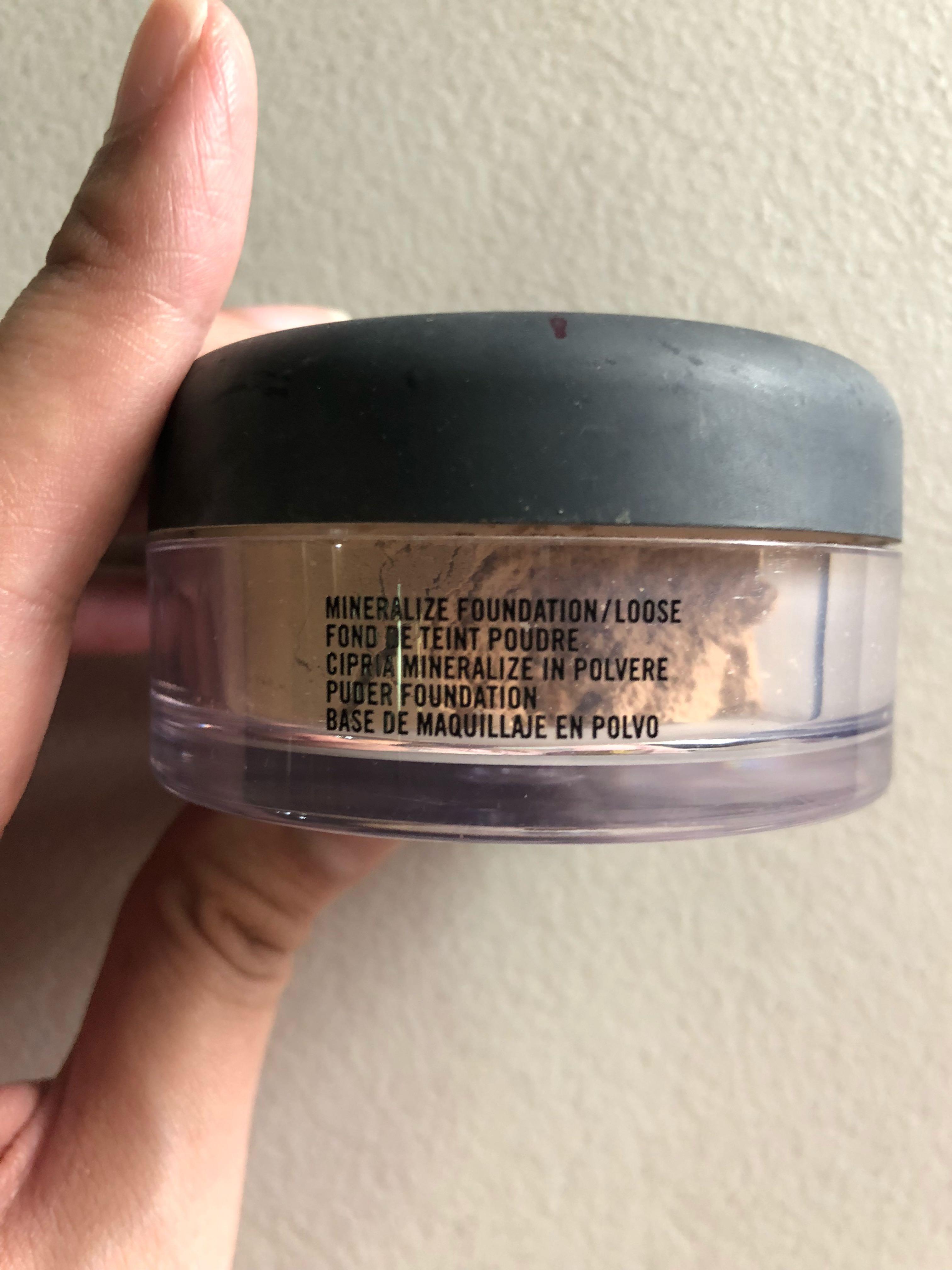 MAC mineralize loose powder foundation, Beauty & Personal Care, Face ...