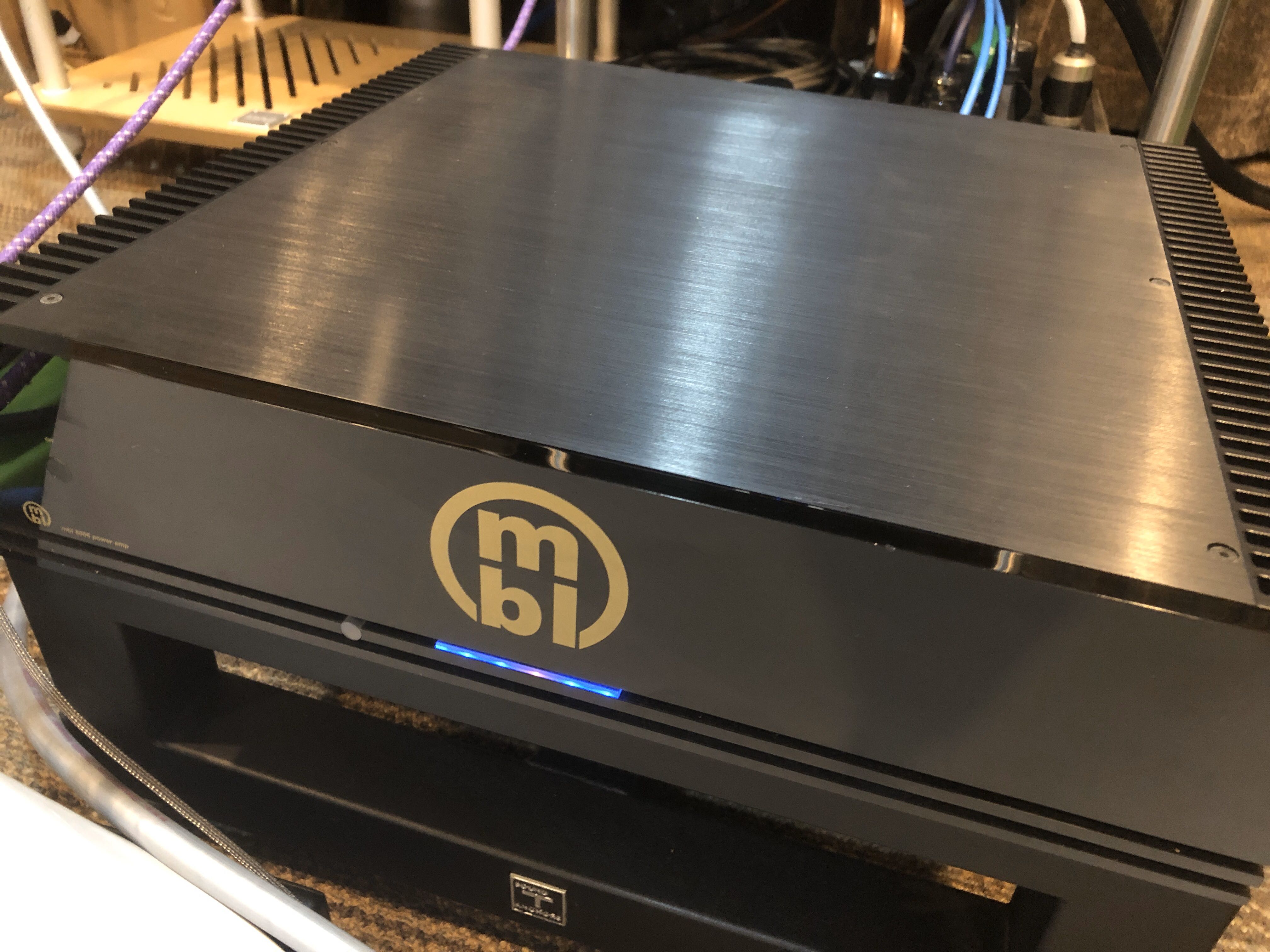 MBL 8006B power amp, Audio, Other Audio Equipment on Carousell