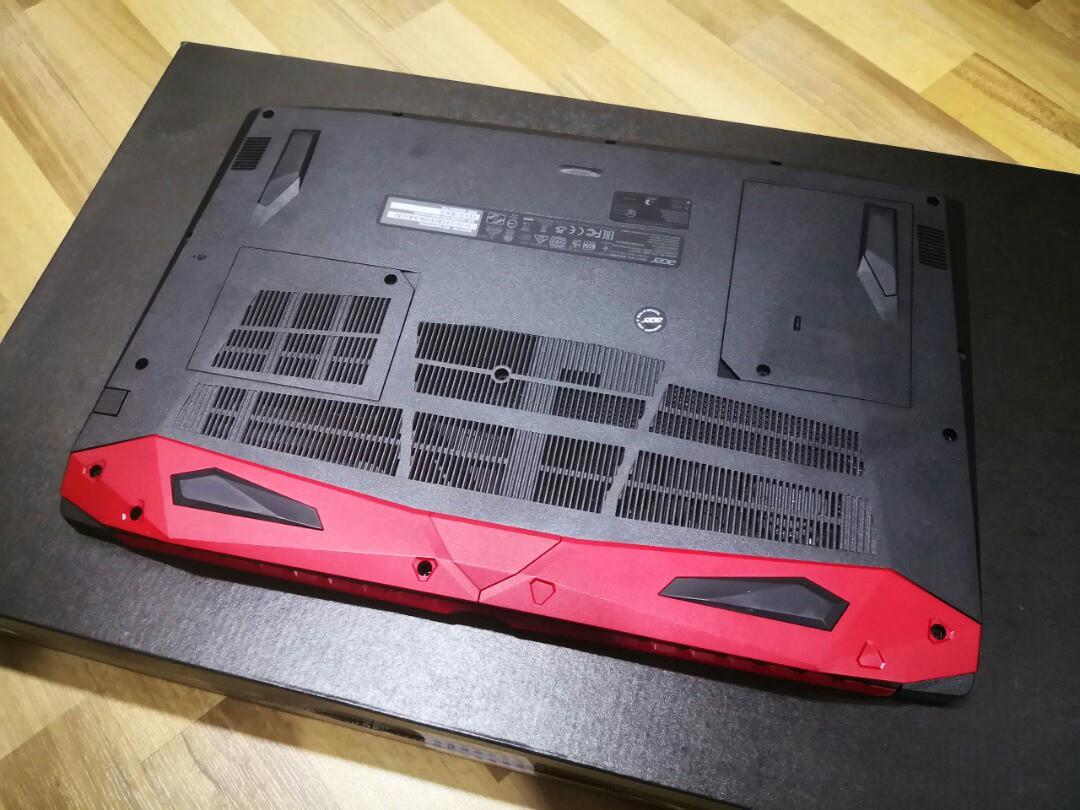 Acer Predator Helios 300 Free Backpack, Computers & Tech, Parts ...