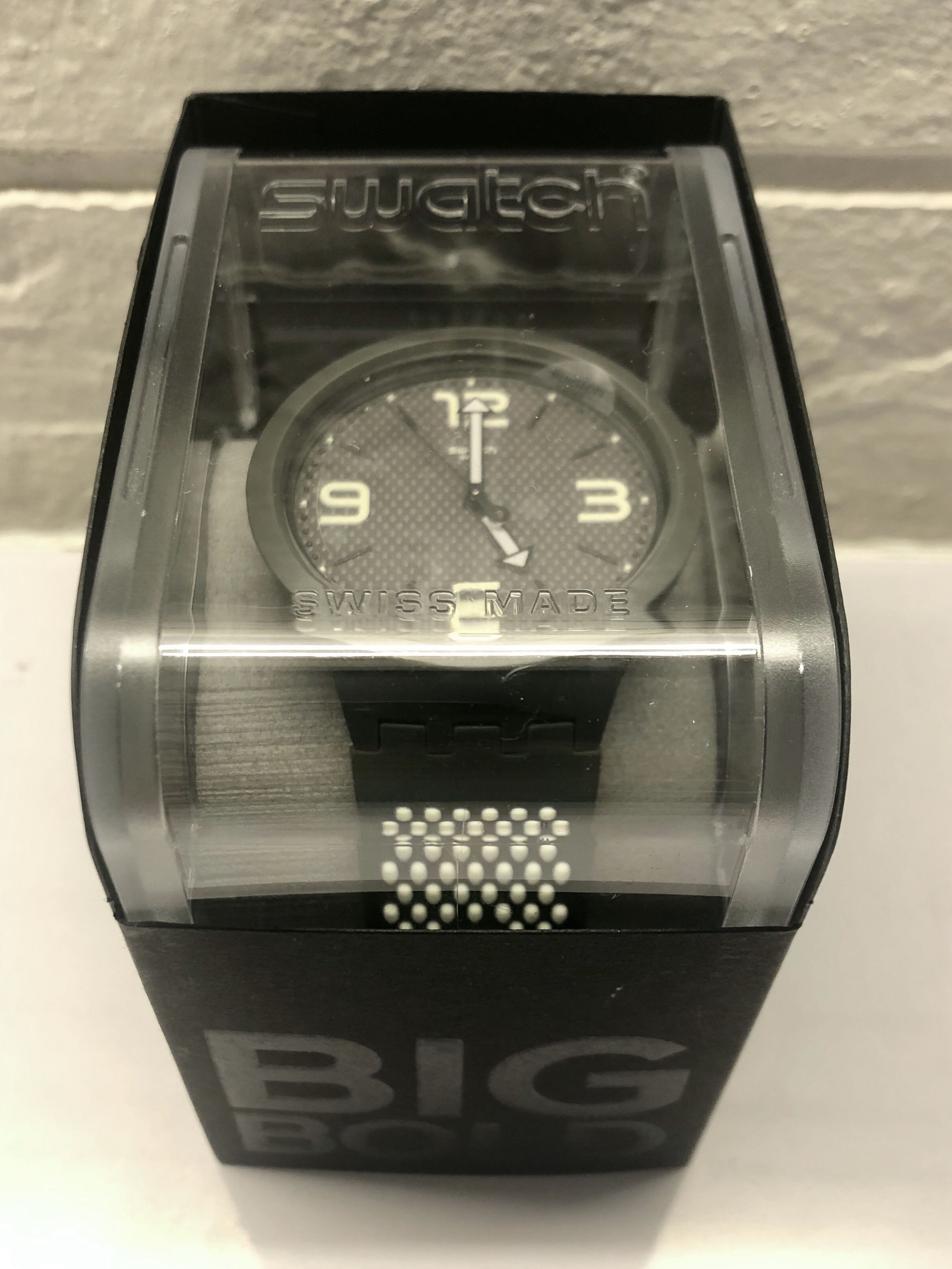 Big Bold Swatch, Men's Fashion, Watches & Accessories, Watches on Carousell