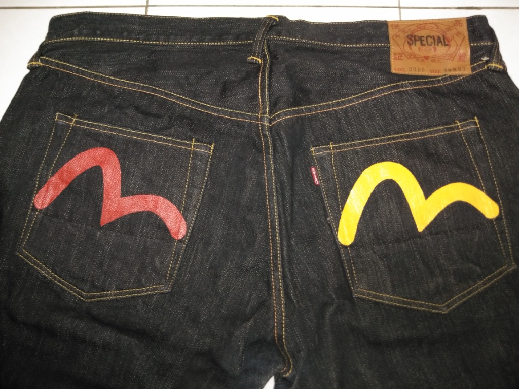 Evisu SPECIAL Lot 2000 W40 X32, Men's Fashion, Tops & Sets, Tshirts & Polo Shirts on Carousell